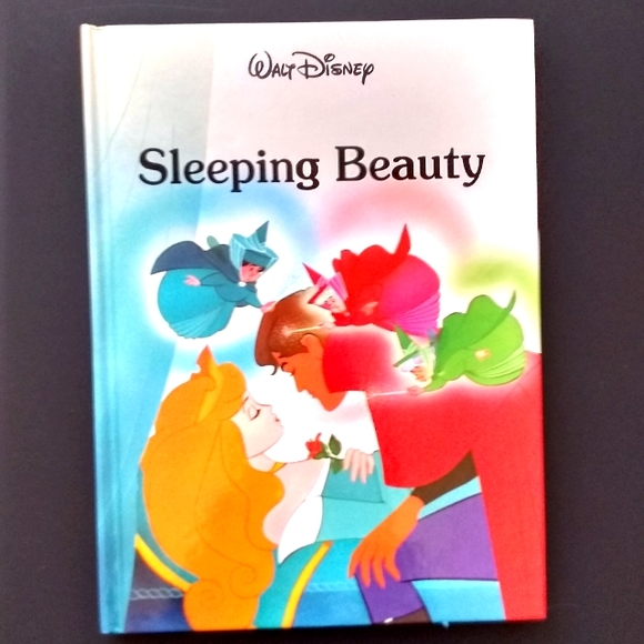 Disney | Other | 986 Vintage Walt Disney Classic Sleeping Beauty Book ...